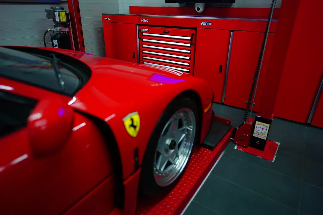 Private Garage - Sonic Tools