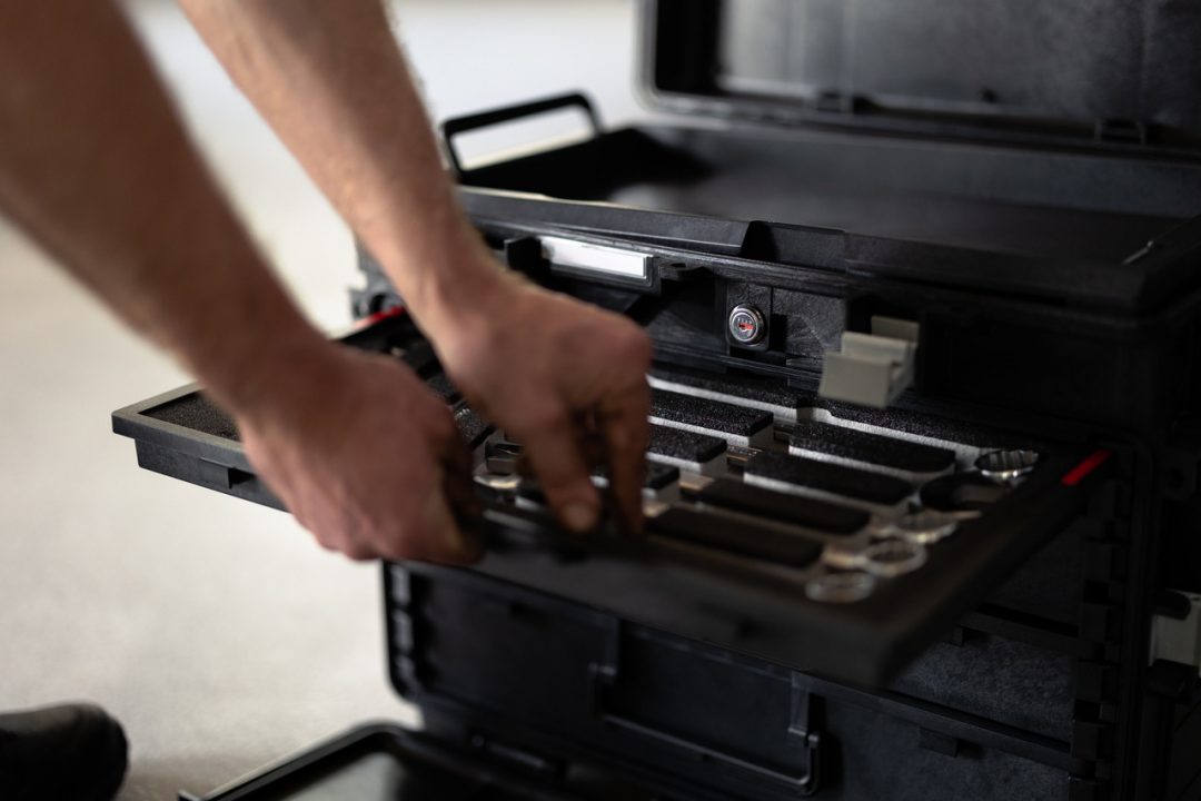 Aviation Toolset with Mobile Toolcase - Basic, 145-PCS - Sonic Tools